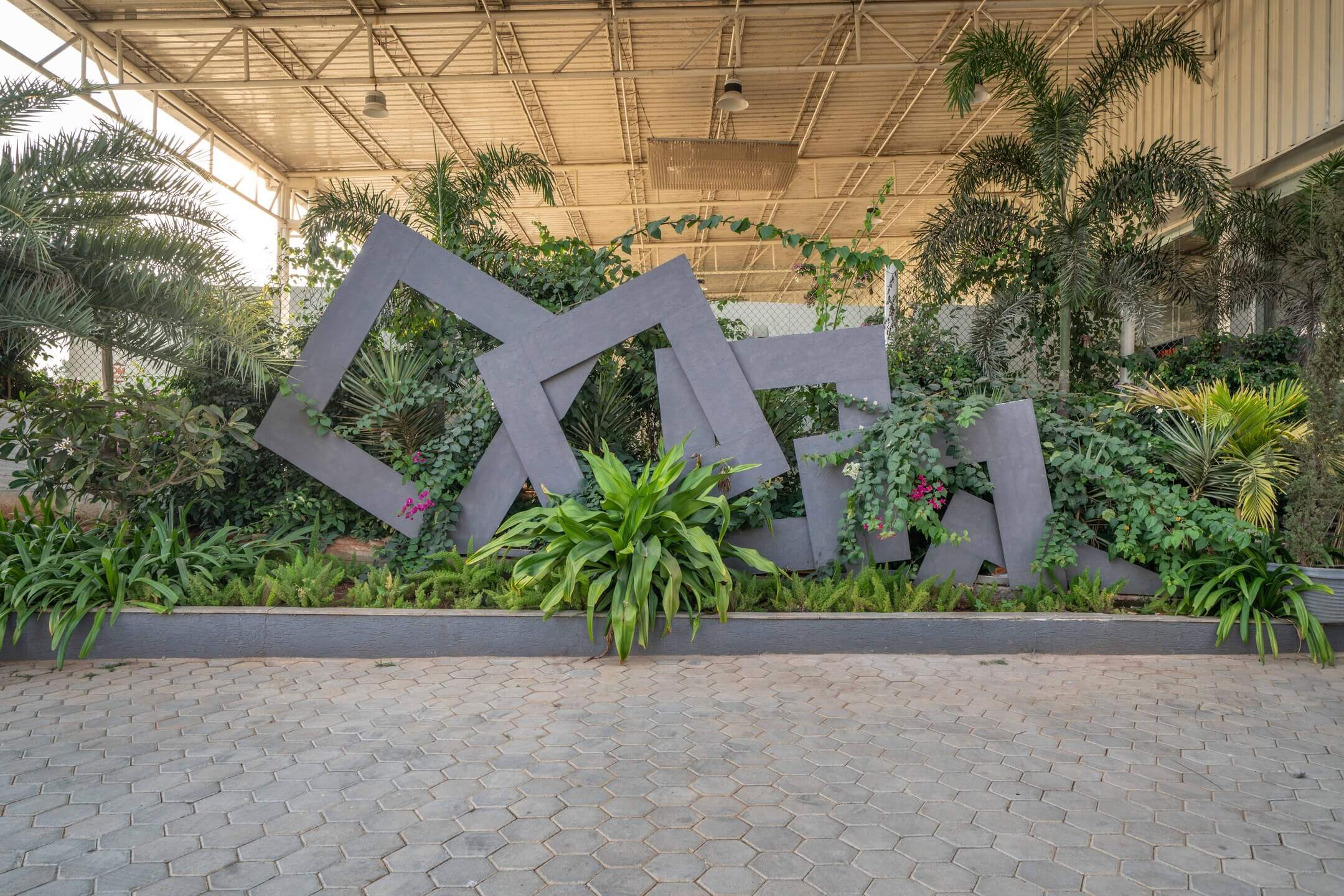 OM Convention – EssEnn Architects